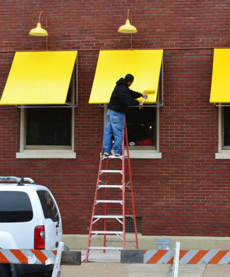 4 Ways to Cover Your Window to Block Sun's Heat and UV Rays ...