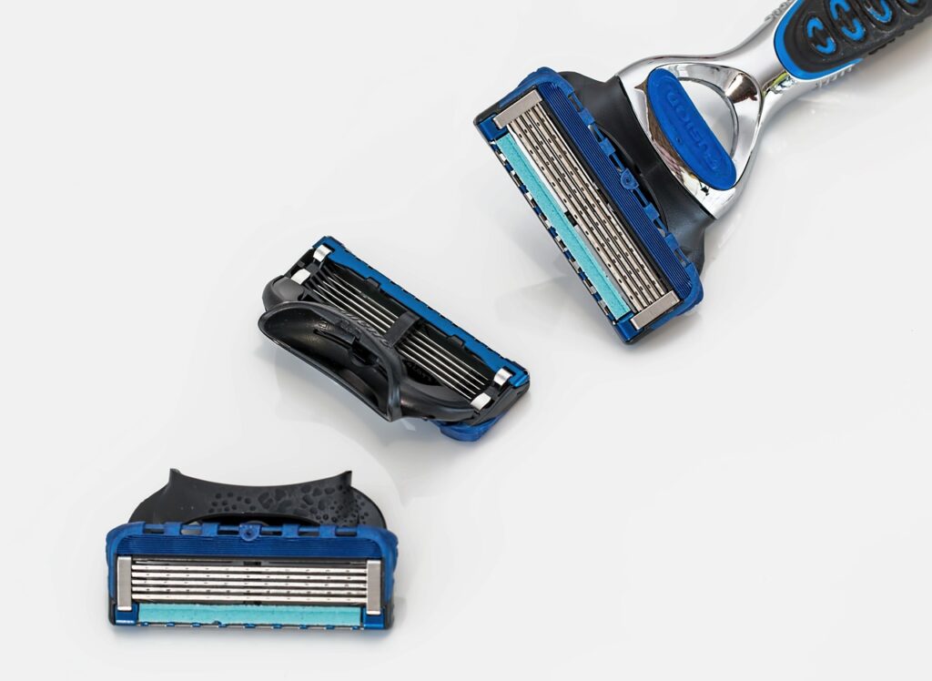 Tips On Picking Out A New Razor - BeautyHarmonyLife