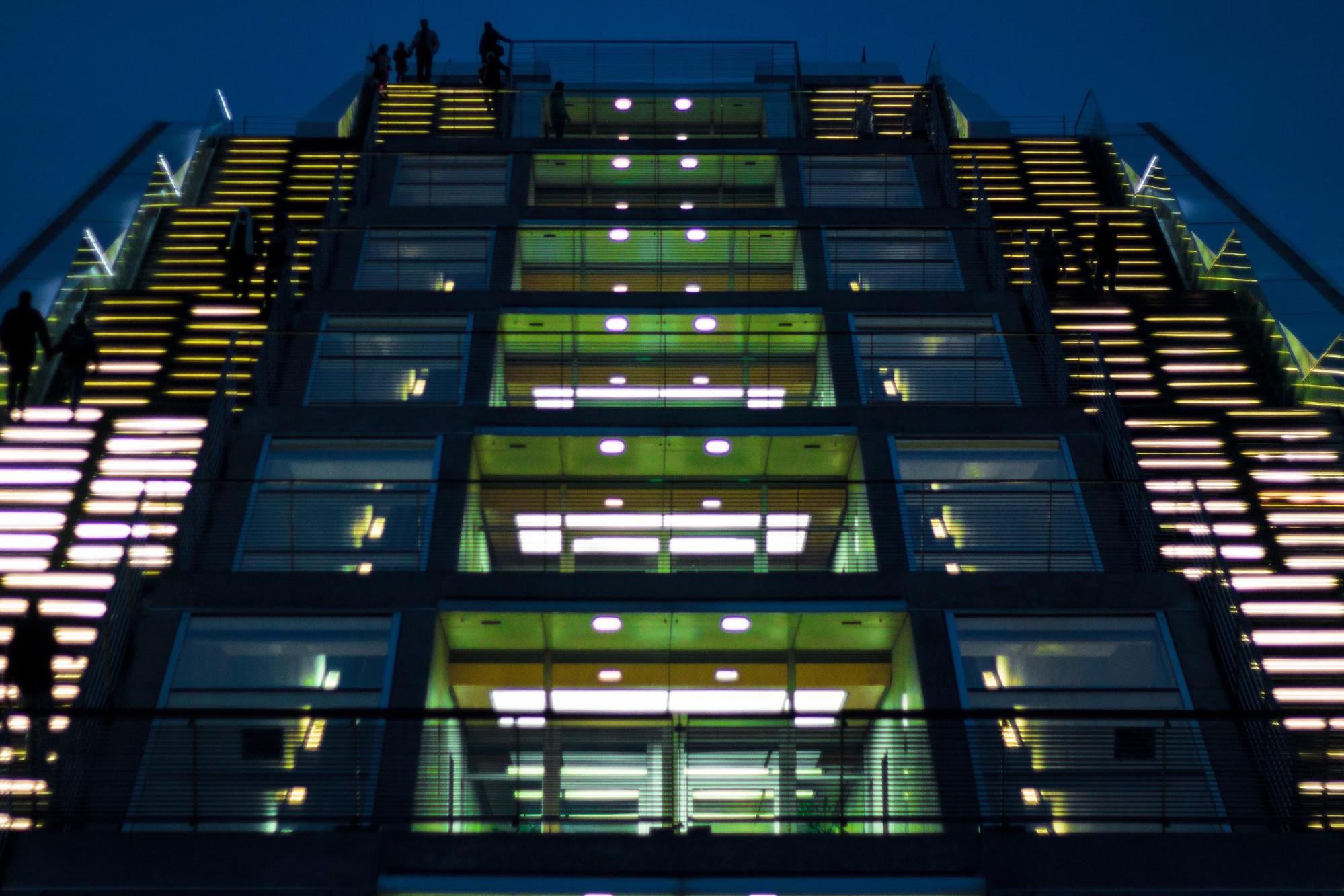 5 Ways To Improve Your Office Lighting - BeautyHarmonyLife