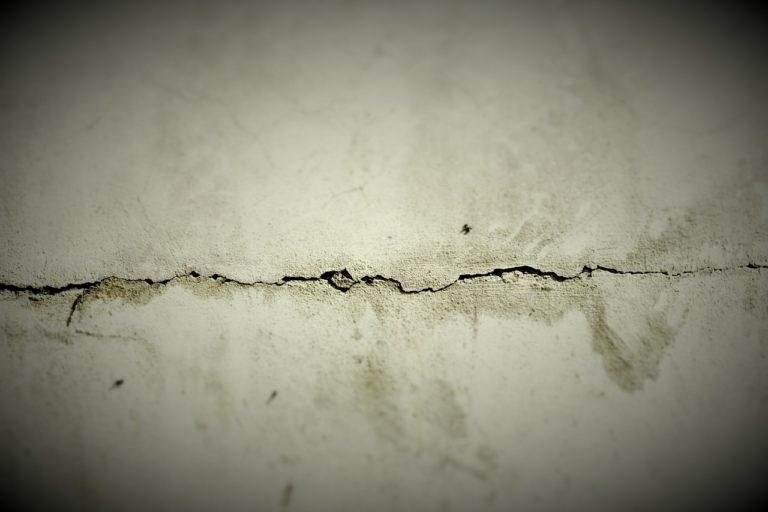 From Hairline to Gaping: 8 Types of Cracks and What They Mean ...