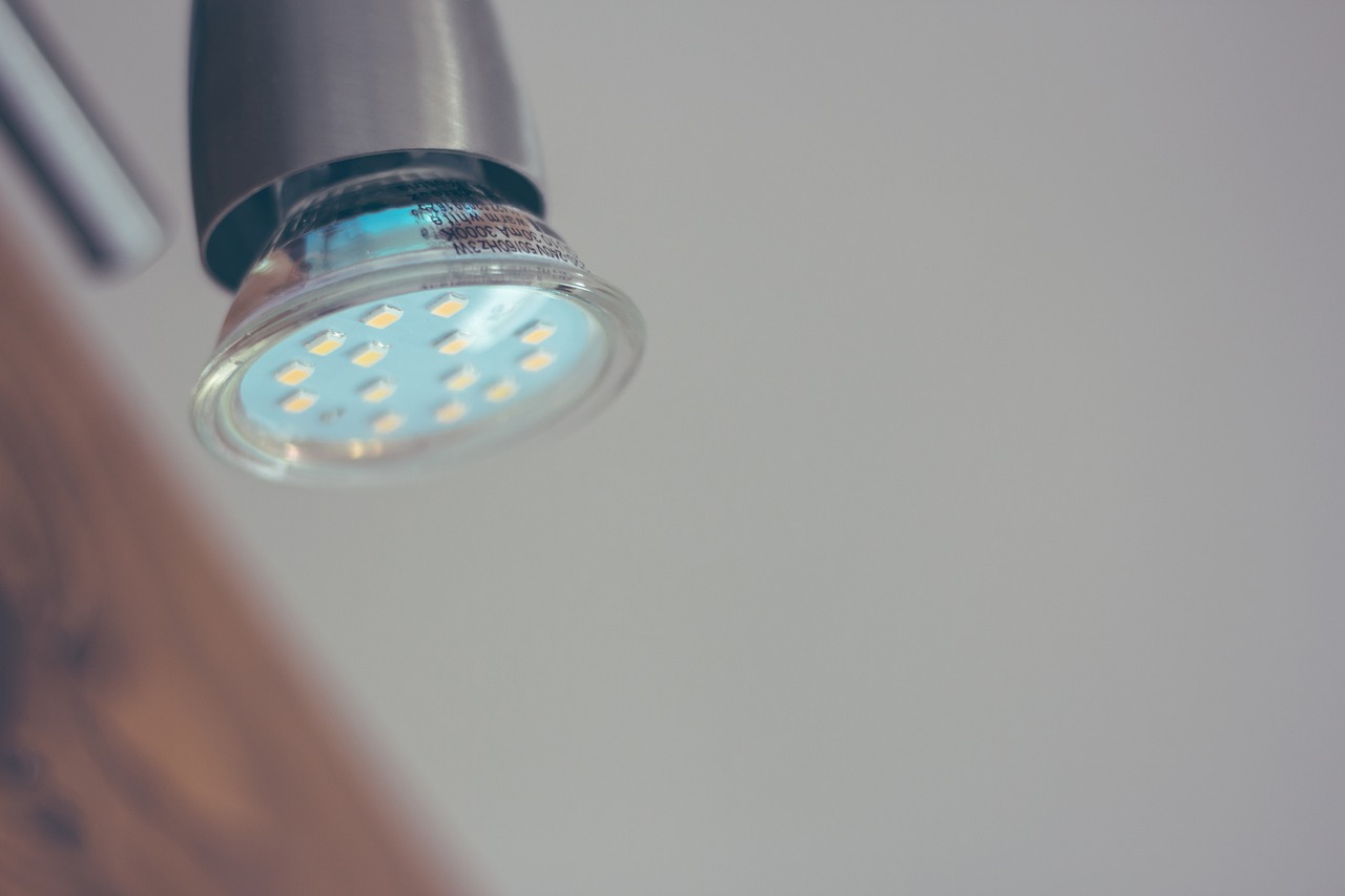9 Clever Ways To Save Energy In Every Room Of Your House ...