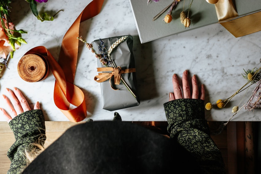 5 Creative Gift Ideas For Creative People - BeautyHarmonyLife