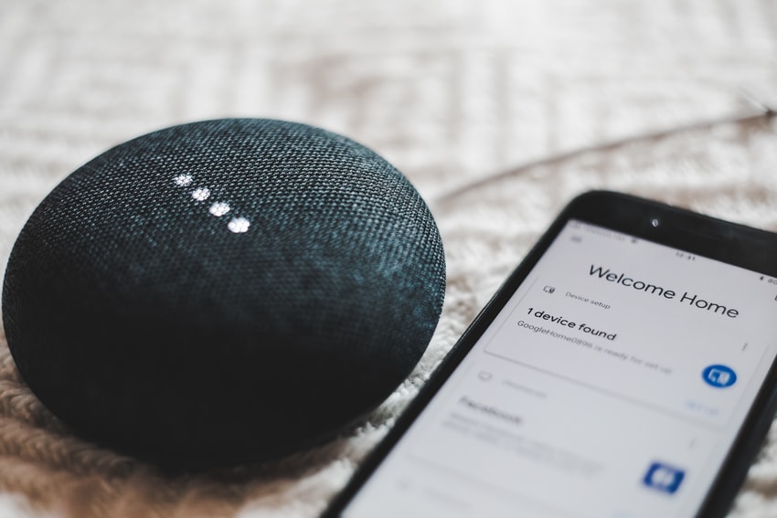 Top 6 Ways Smart Homes & Devices Help Differently Abled People ...