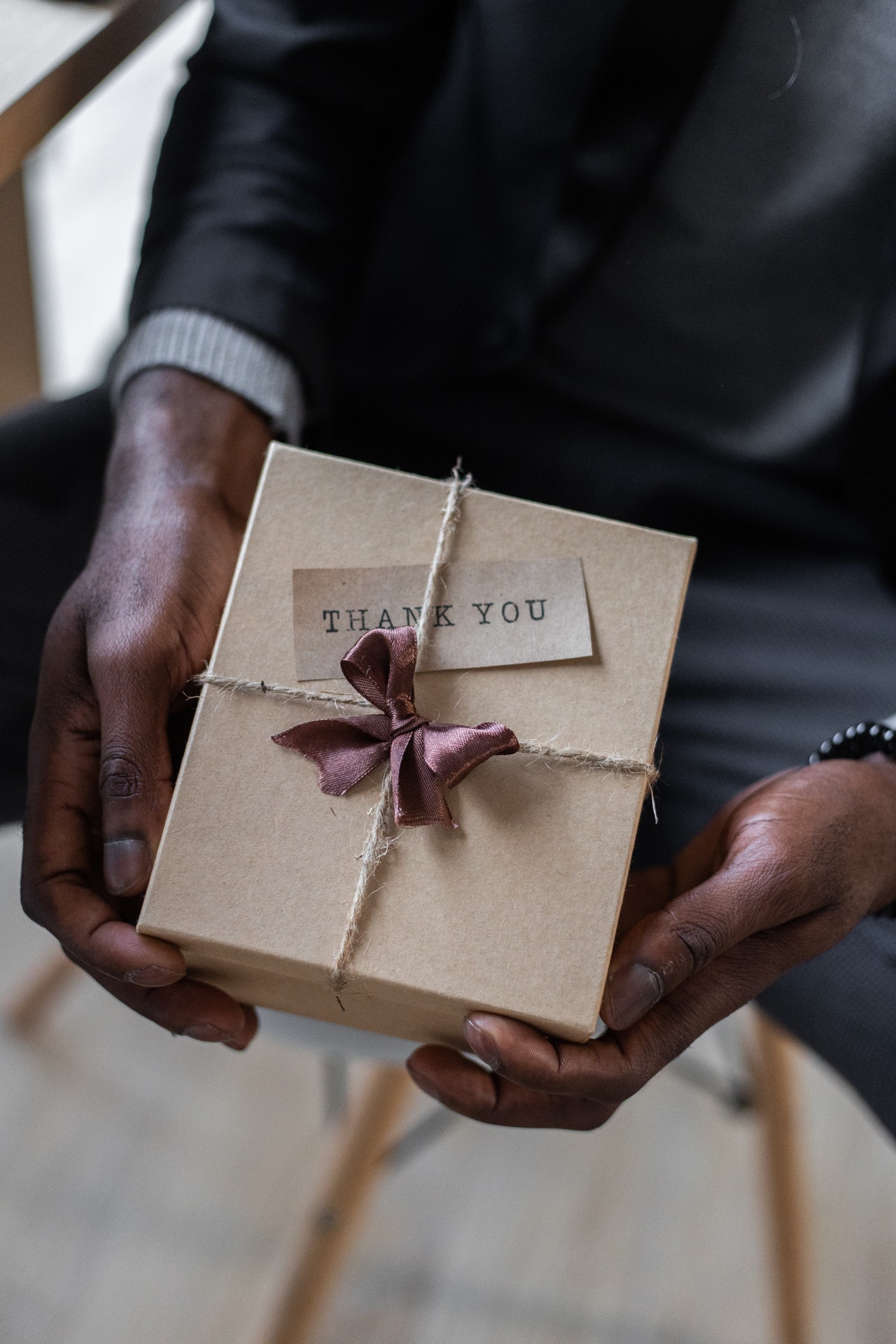 5 Gift-Giving Rules for Men - BeautyHarmonyLife
