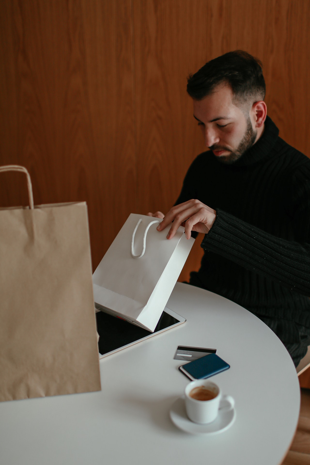 5 Gift-Giving Rules for Men - BeautyHarmonyLife